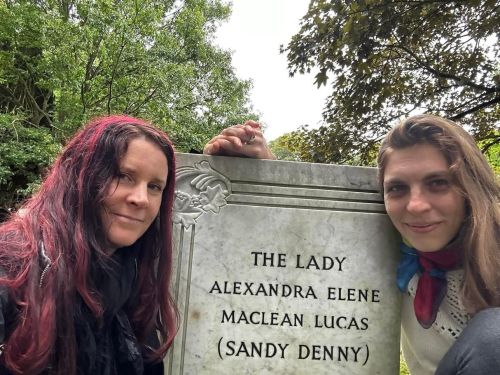 Sandy Denny by Carla Fuchs and Sandy's daughter. (2) creating a ...