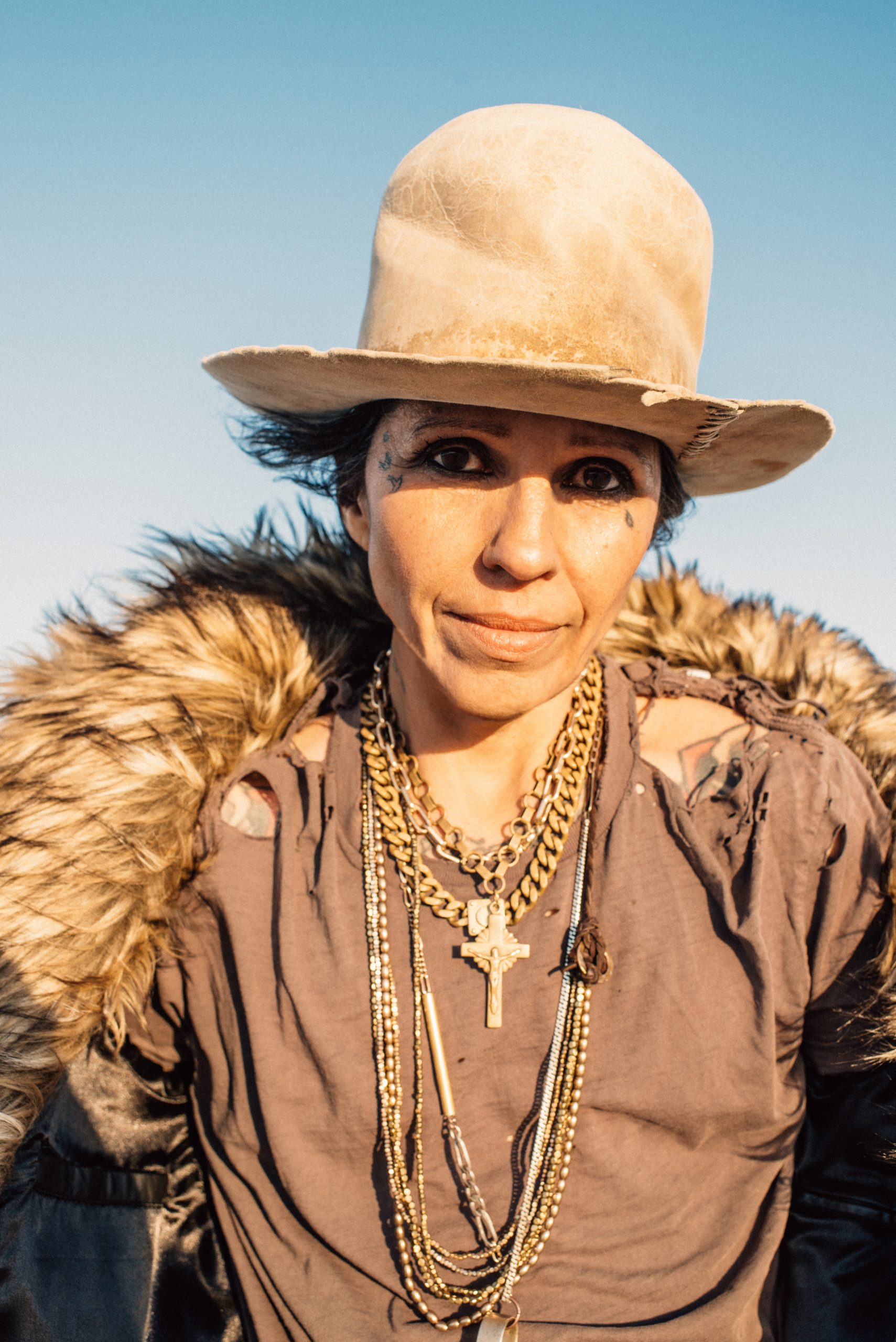 Linda Perry Let It Die Here To Premiere At Tribeca Festival 2024 Linda Perry Let It Die Here To Premiere At Tribeca Festival 2024